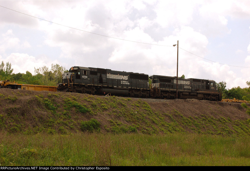 NS SD60 6710 & 8-40C 8711